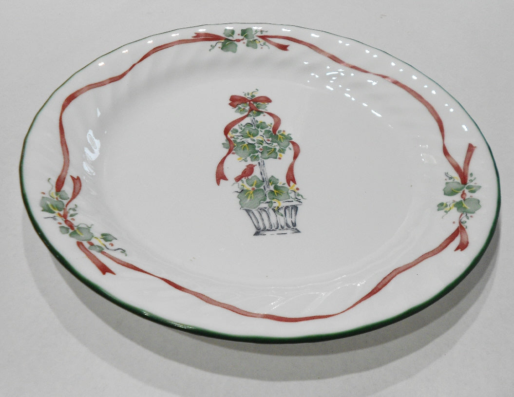 ️ New CORELLE CALLAWAY Christmas HOLIDAY 9" Lunch PLATE / Ivy Topiary ...