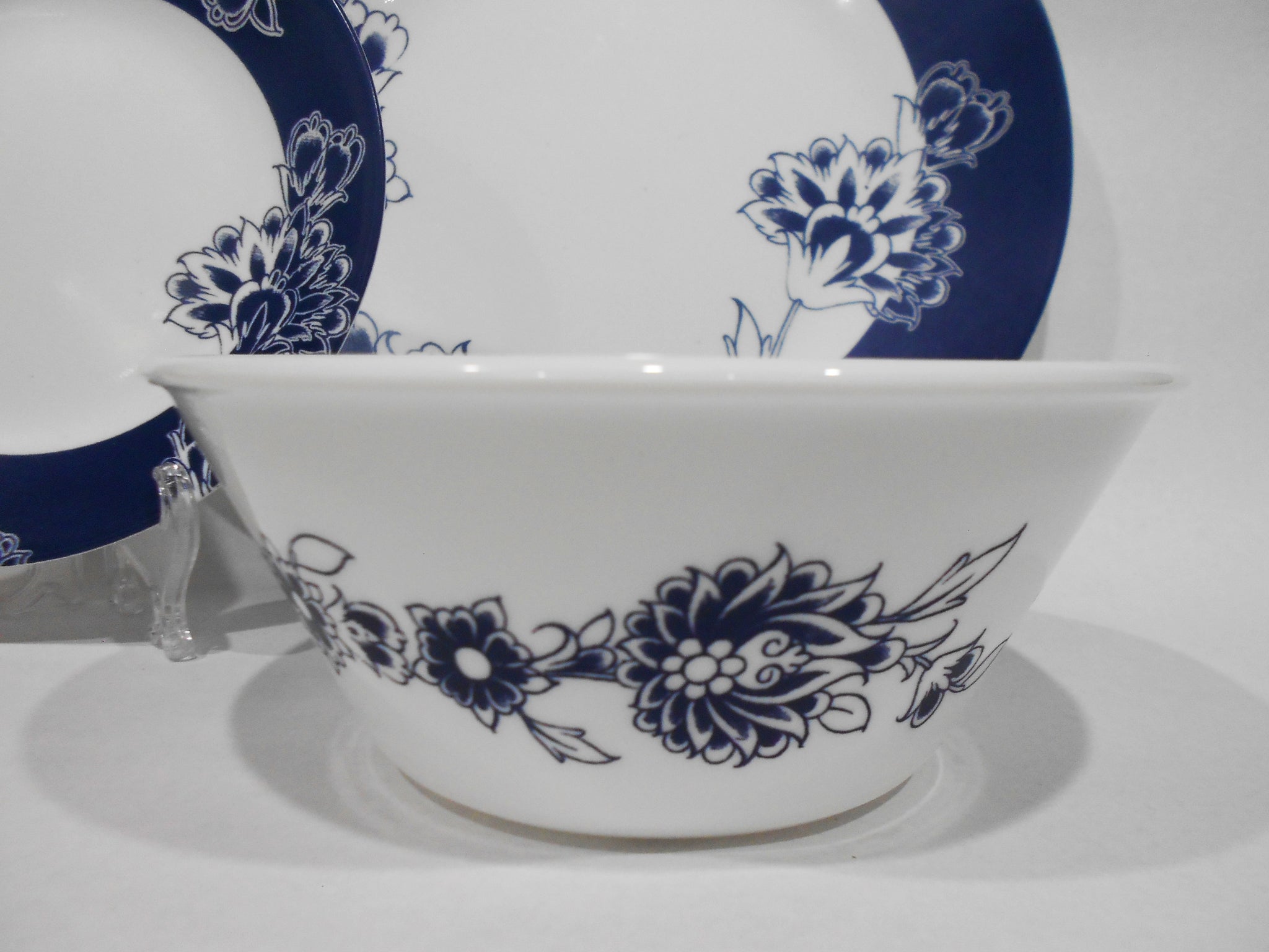 NEW 12-pc Corelle INDIGO BLOOMS Dinnerware Set Dark Blue Band w/Floral ...